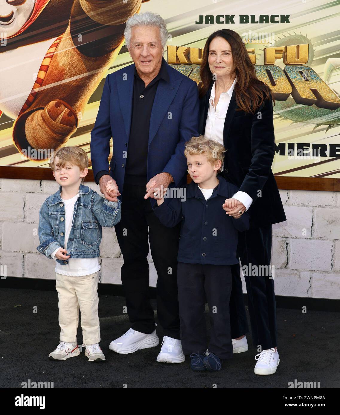 Los Angeles, USA. 03rd Mar, 2024. Dustin Hoffman, Lisa Hoffman arrives ...