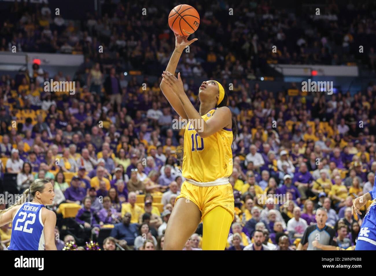 Baton Rouge, LA, USA. 03rd Mar, 2024. LSU's Angel Reese (10) goes up ...