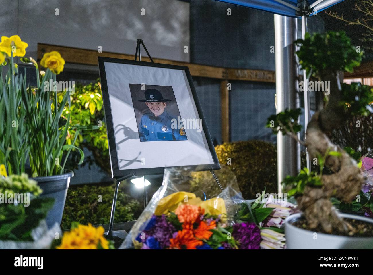 State trooper washington hi-res stock photography and images - Alamy