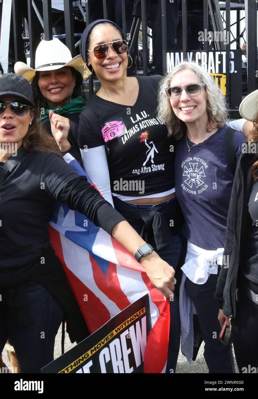 Photo by: zz/GOTPAP/STAR MAX/IPx 2024 3/3/24 Celebrities and ...