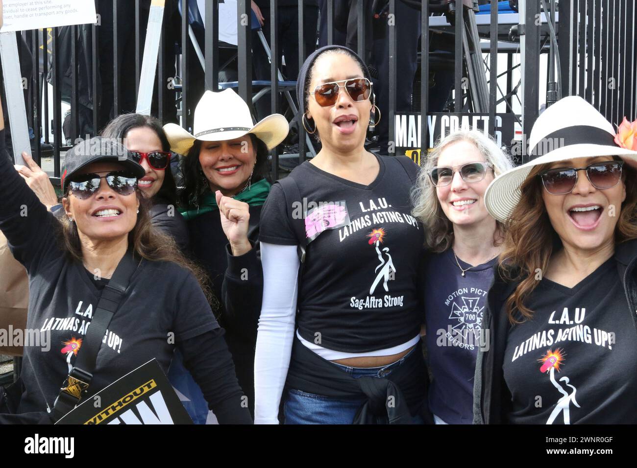 Photo by: zz/GOTPAP/STAR MAX/IPx 2024 3/3/24 Celebrities and ...