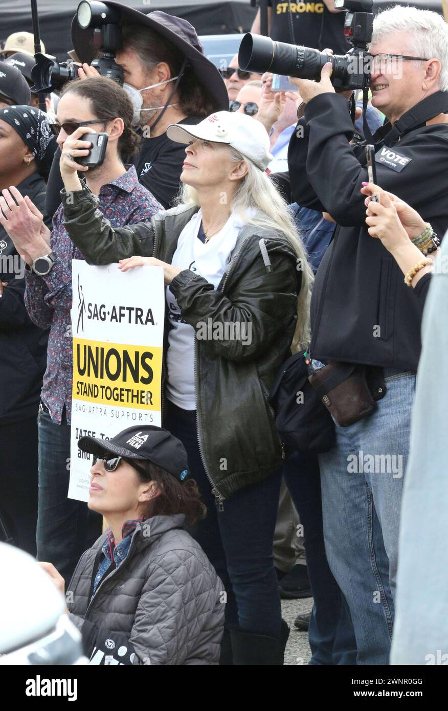 Photo by: zz/GOTPAP/STAR MAX/IPx 2024 3/3/24 Celebrities and ...