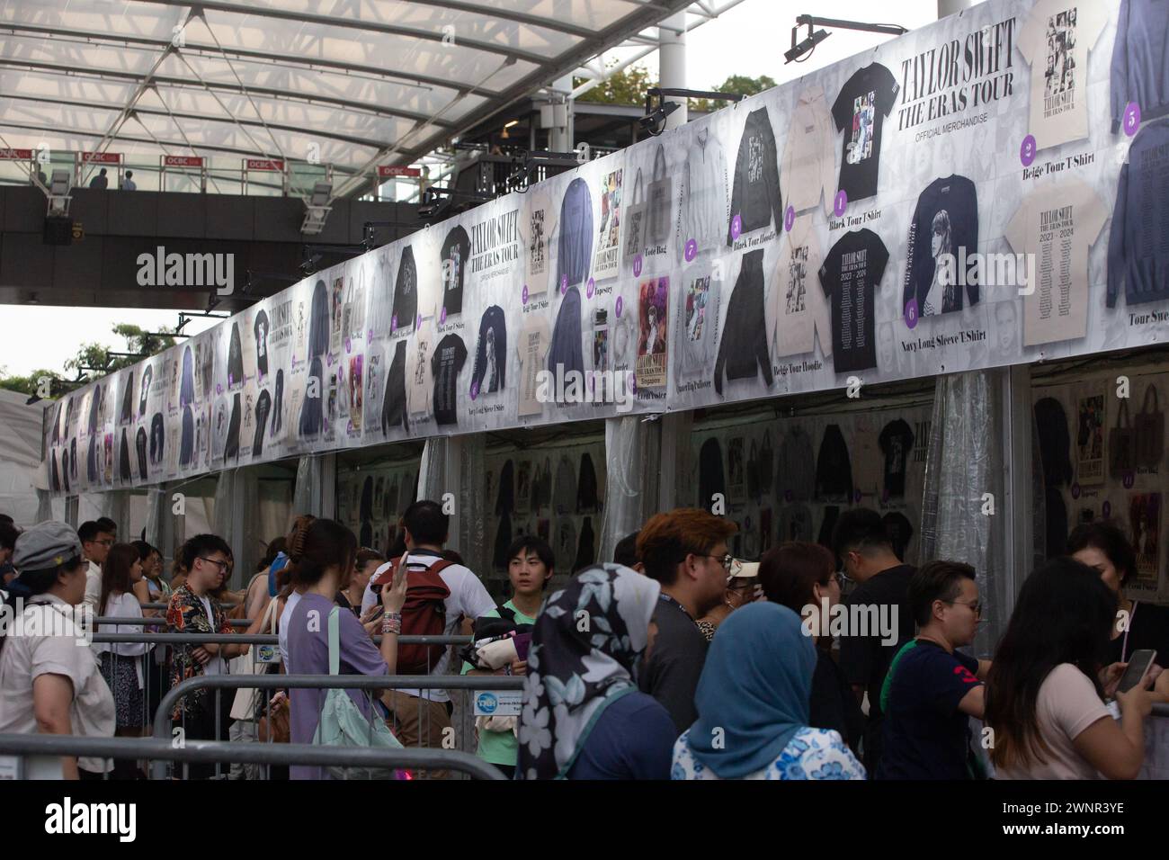 2 March 2024. Diversity fans queuing up for Taylor Swift The Eras Tour ...