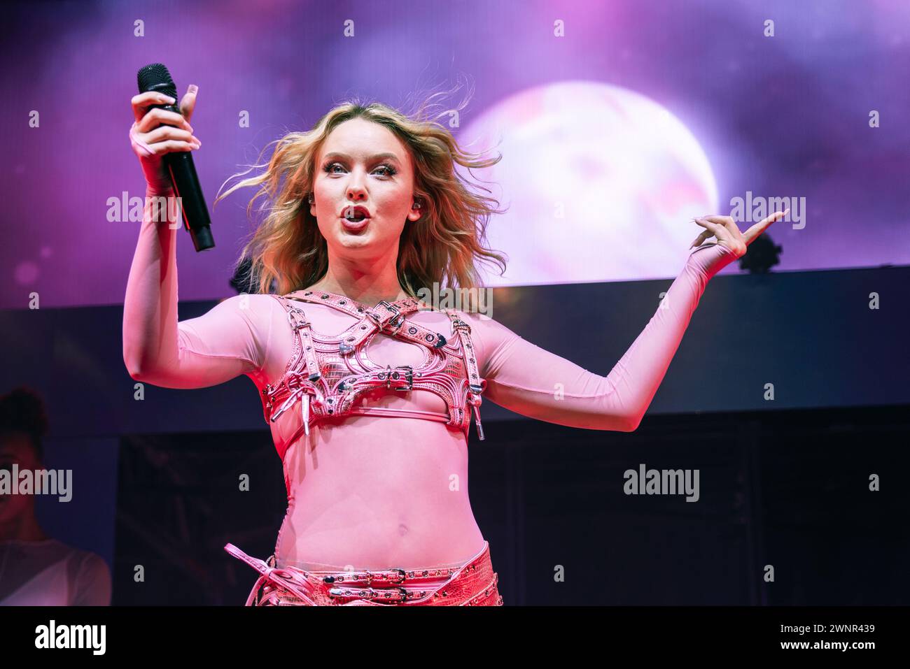 Zara larsson 2024 hi-res stock photography and images - Alamy