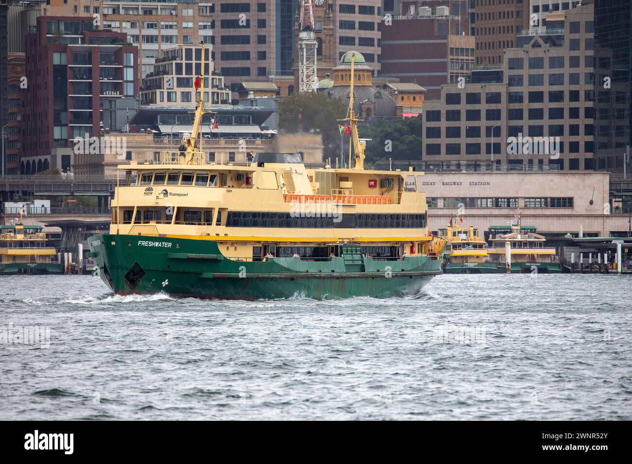 Manly Ferry, the MV Freshwater leaves Circular Quay heading to Manly ...