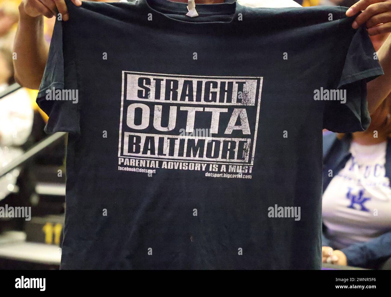 Angel reese with fan hi-res stock photography and images - Alamy