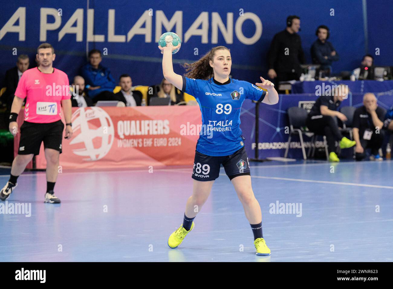 Lisa michelle ponti hi-res stock photography and images - Alamy