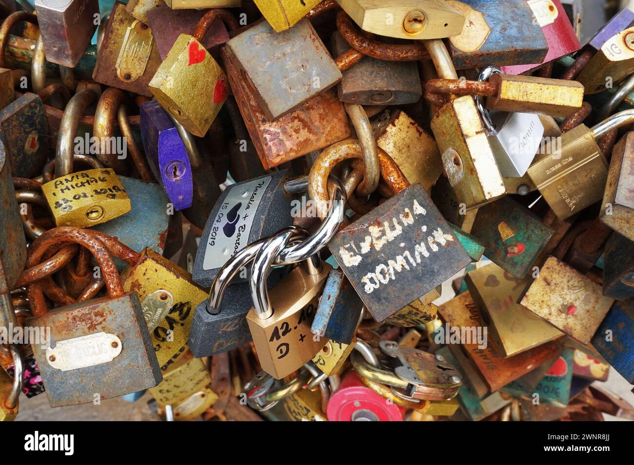 Padlock texture hi-res stock photography and images - Alamy