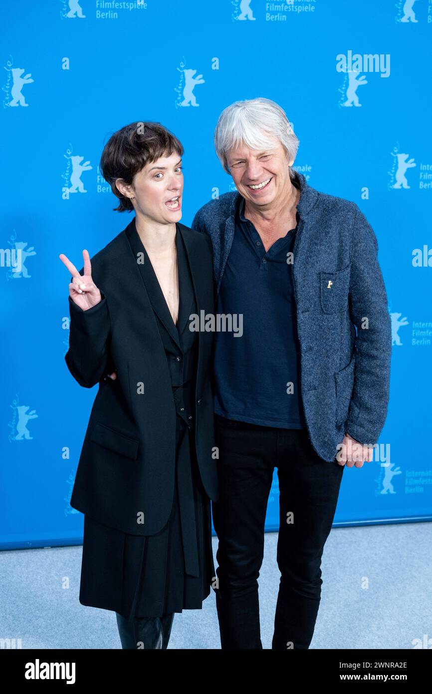 Regisseur Andreas Dresen und Schauspielerin Liv Lisa Fries während des ...