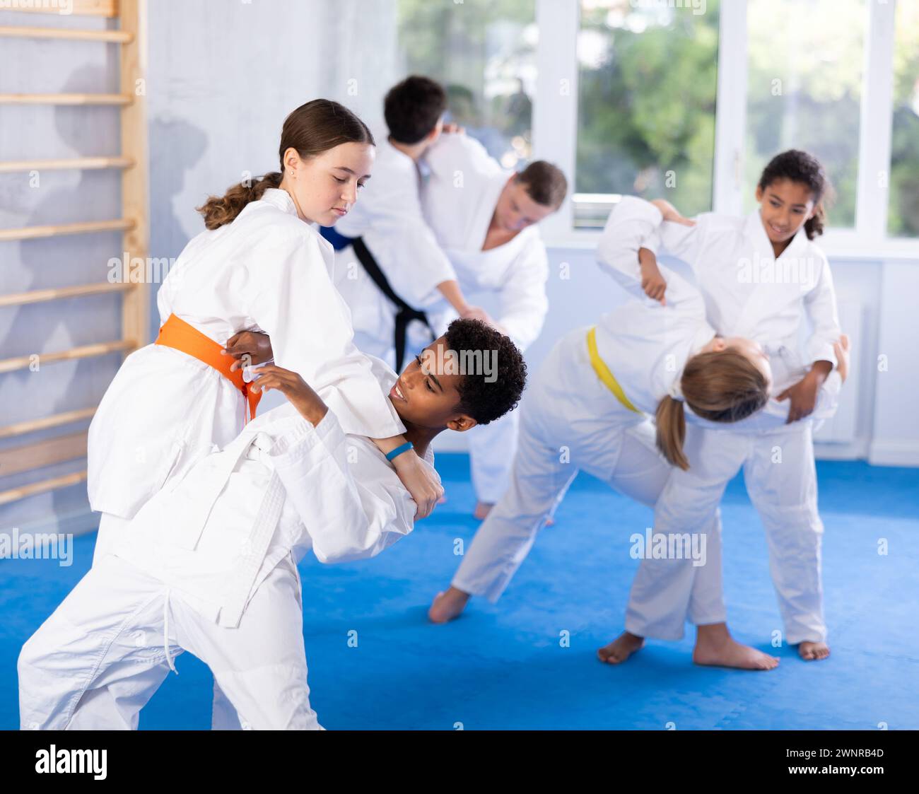 Judo teen boy hi-res stock photography and images - Alamy
