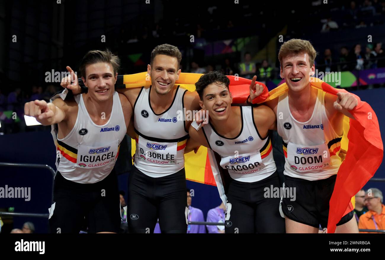 Mens 4x400 hi-res stock photography and images - Alamy