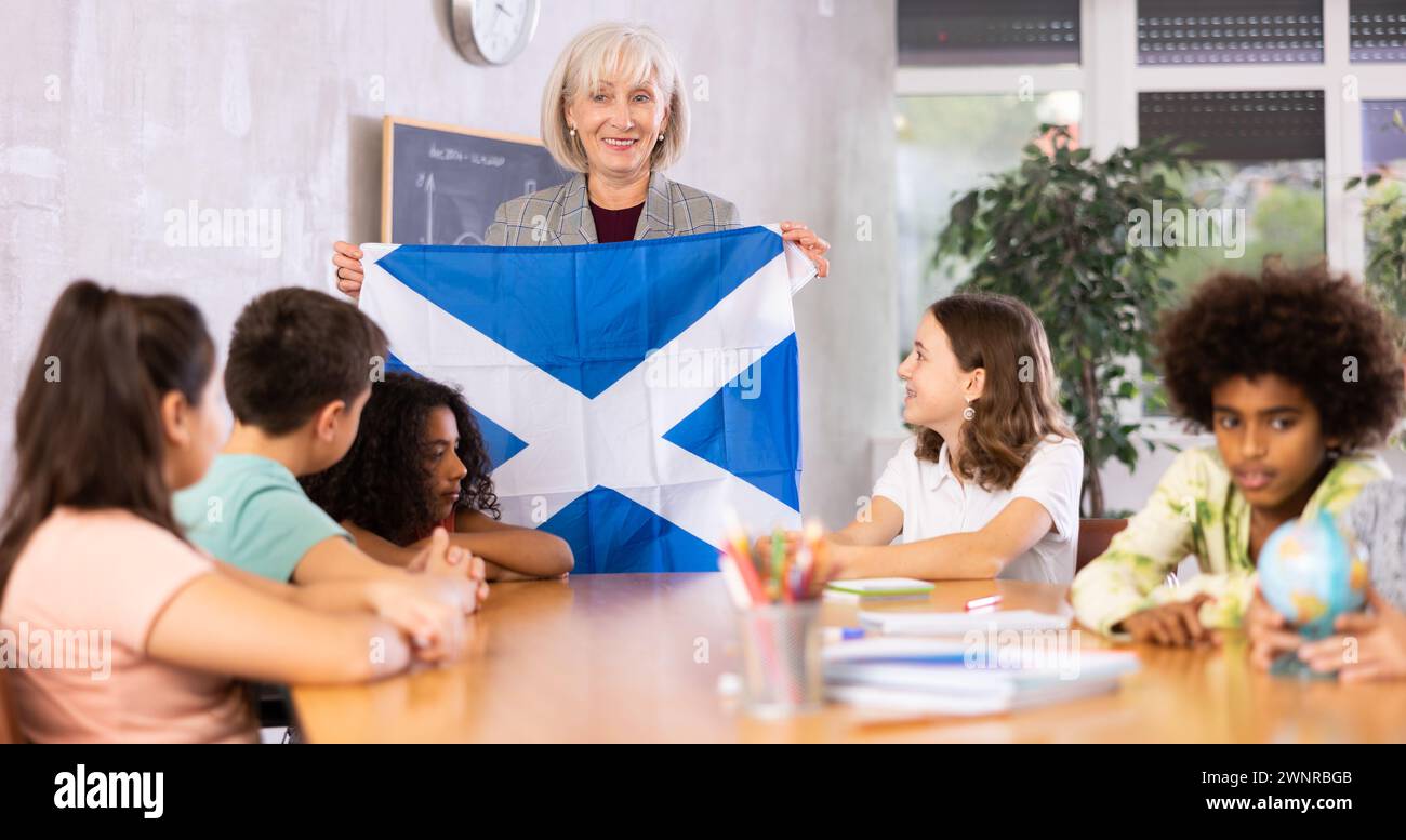 School scotland classroom hi-res stock photography and images - Alamy