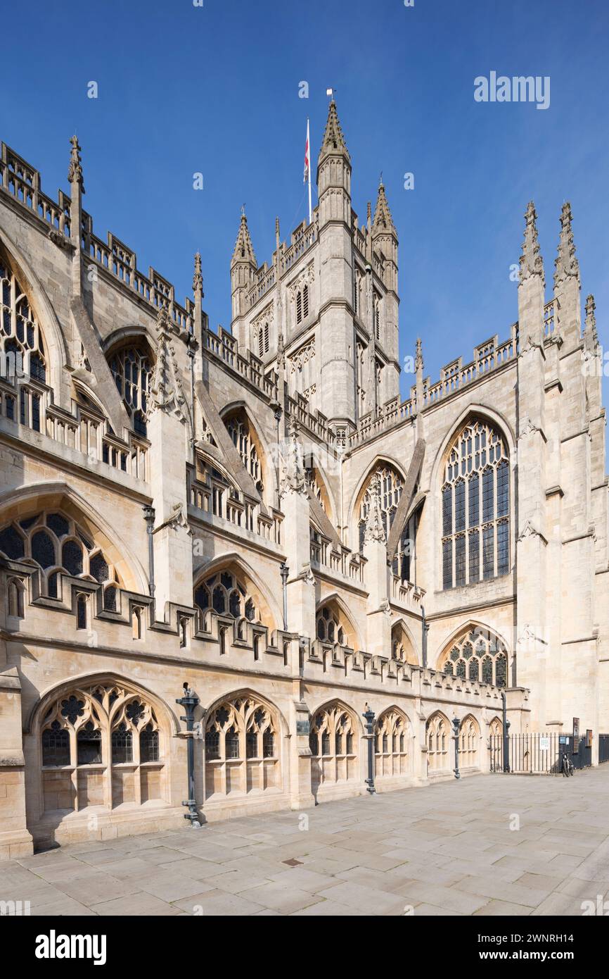UK, Bath, Bath cathedral and cathedral yard Stock Photo - Alamy