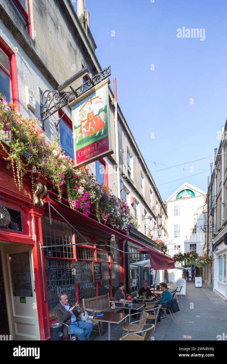 UK, Bath, Coeur de Lion, Bath’s smallest pub Stock Photo - Alamy