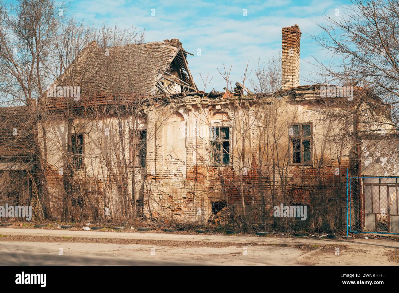 Old ruined house with rundown roof, selective focus Stock Photo - Alamy