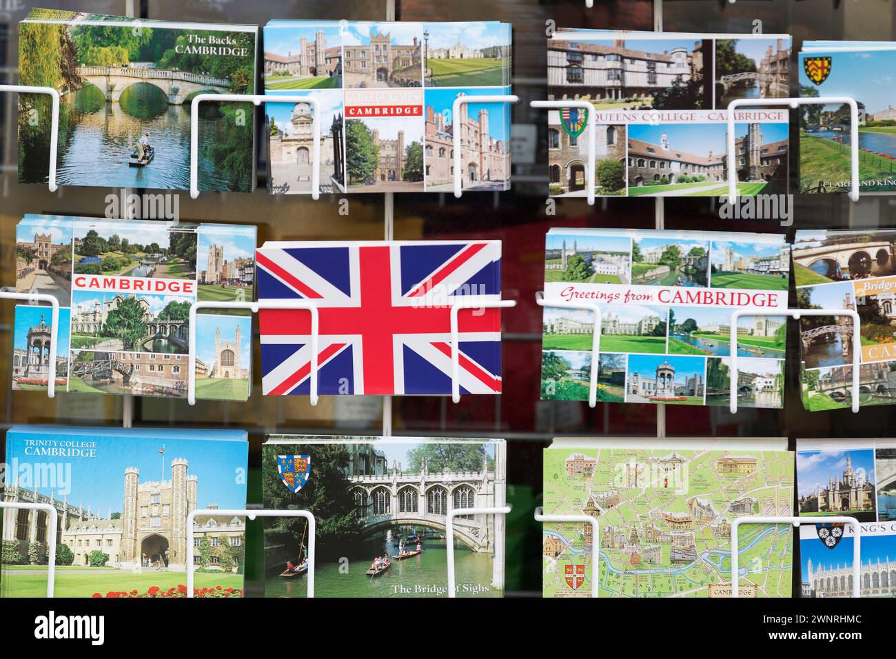 Souvenir shop cambridge hi-res stock photography and images - Alamy