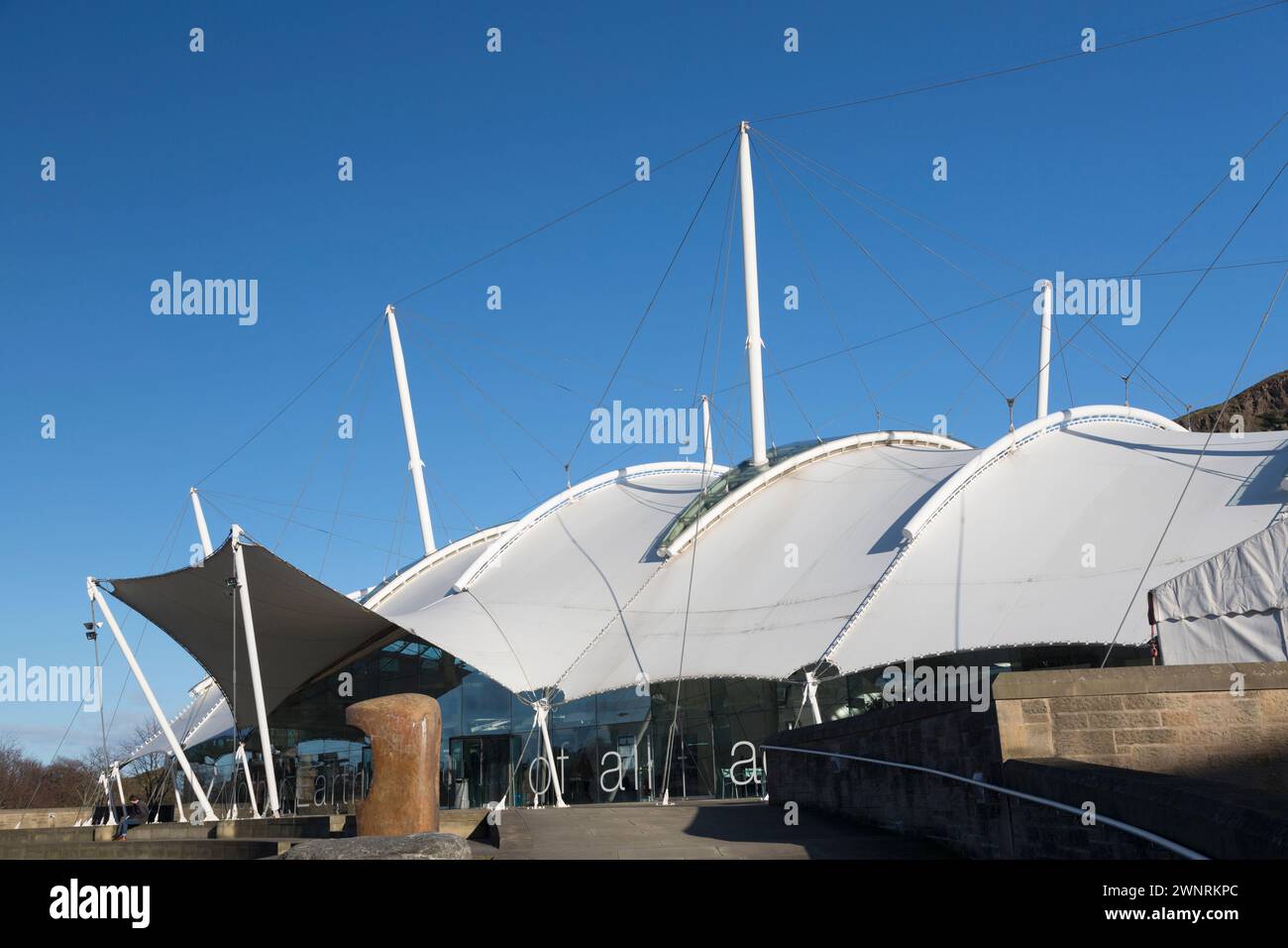 UK, Scotland, Edinburgh, Holyrood Palace, Dynamic Earth museum Stock ...