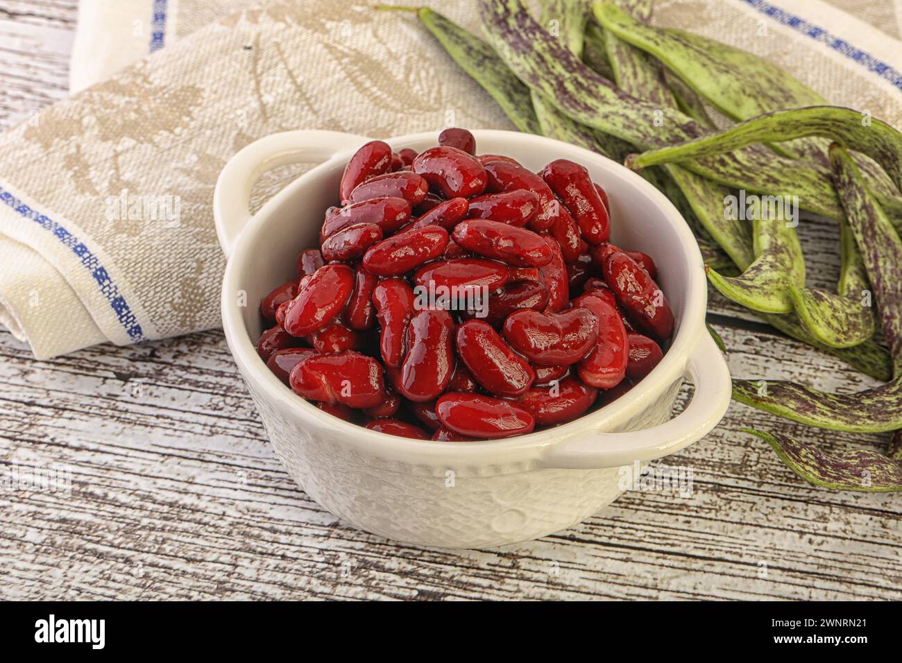 Baked red canned bean snack in the bowl Stock Photo - Alamy