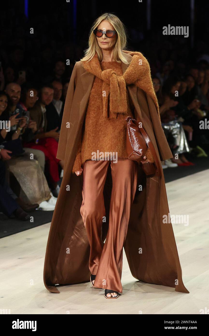Melbourne, Australia. 04th Mar, 2024. Elle Macpherson walks the runway ...