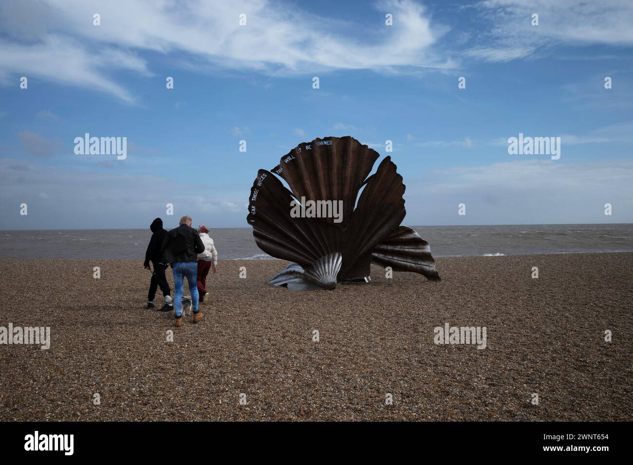 Maggi Hambling scollop sculture Aldeburgh Suffolk Stock Photo - Alamy