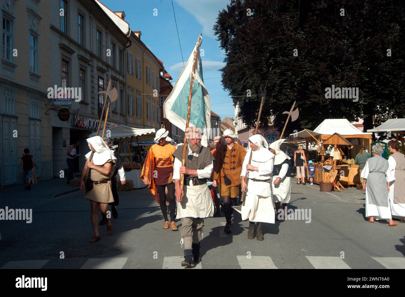 medieval reenactment as a form of historical reenactment, european ...