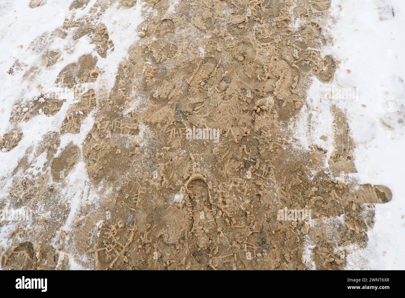 Footprint and mud and pavement hi-res stock photography and images - Alamy