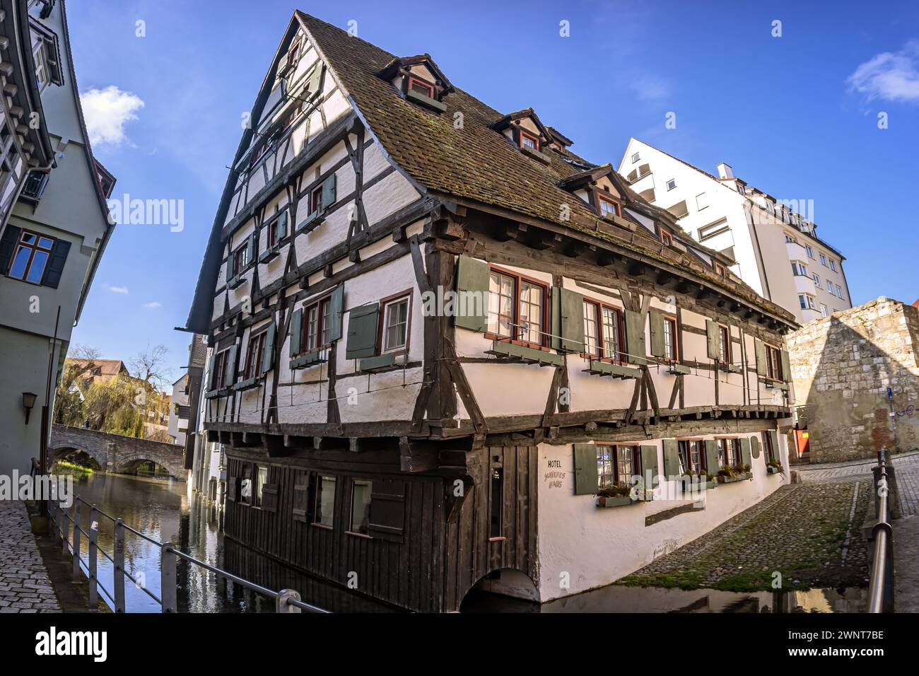 BADEN-WUERTTEMBERG : CROOKED HOUSE ULM Stock Photo - Alamy
