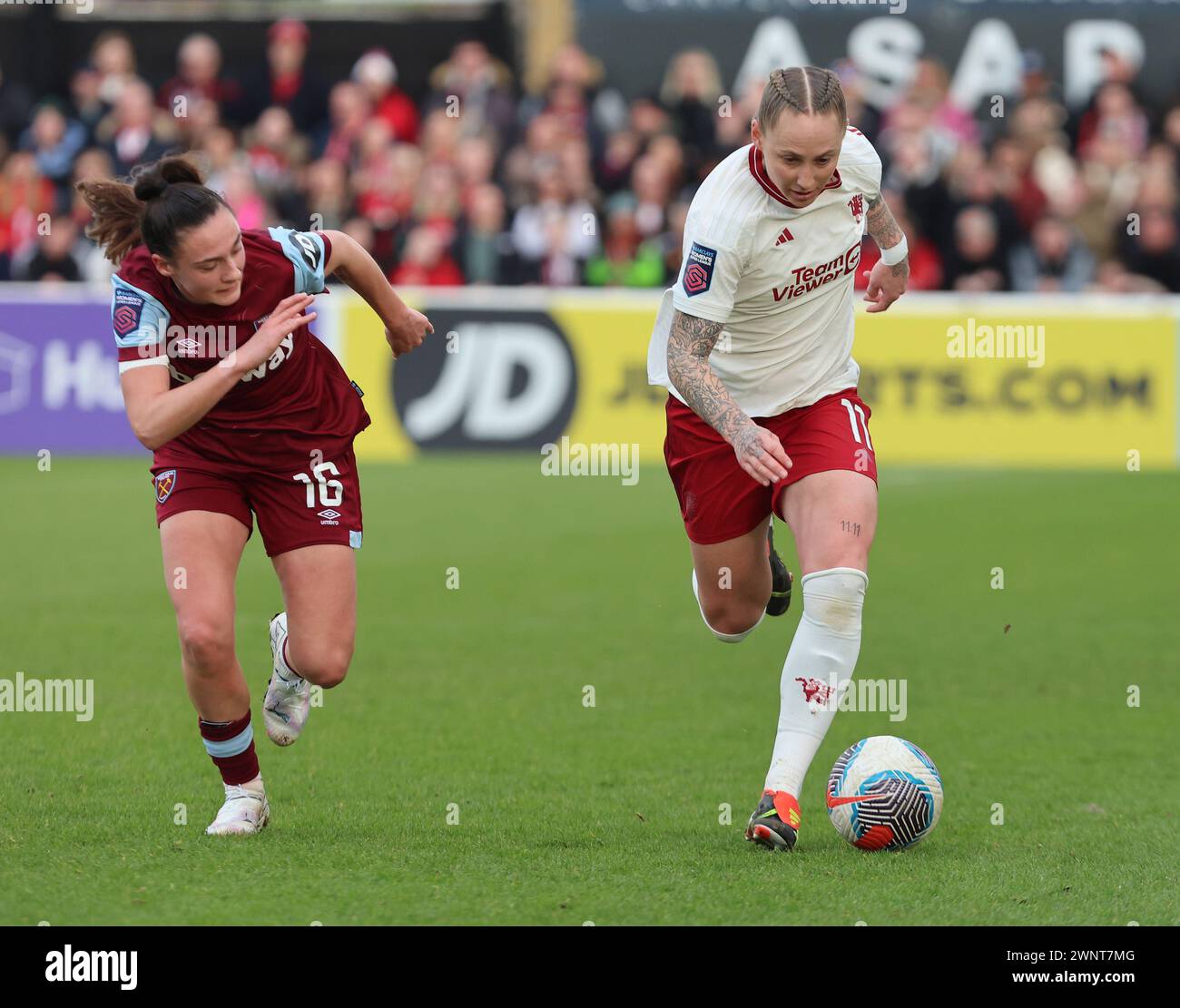 Jessica ziu hi-res stock photography and images - Alamy