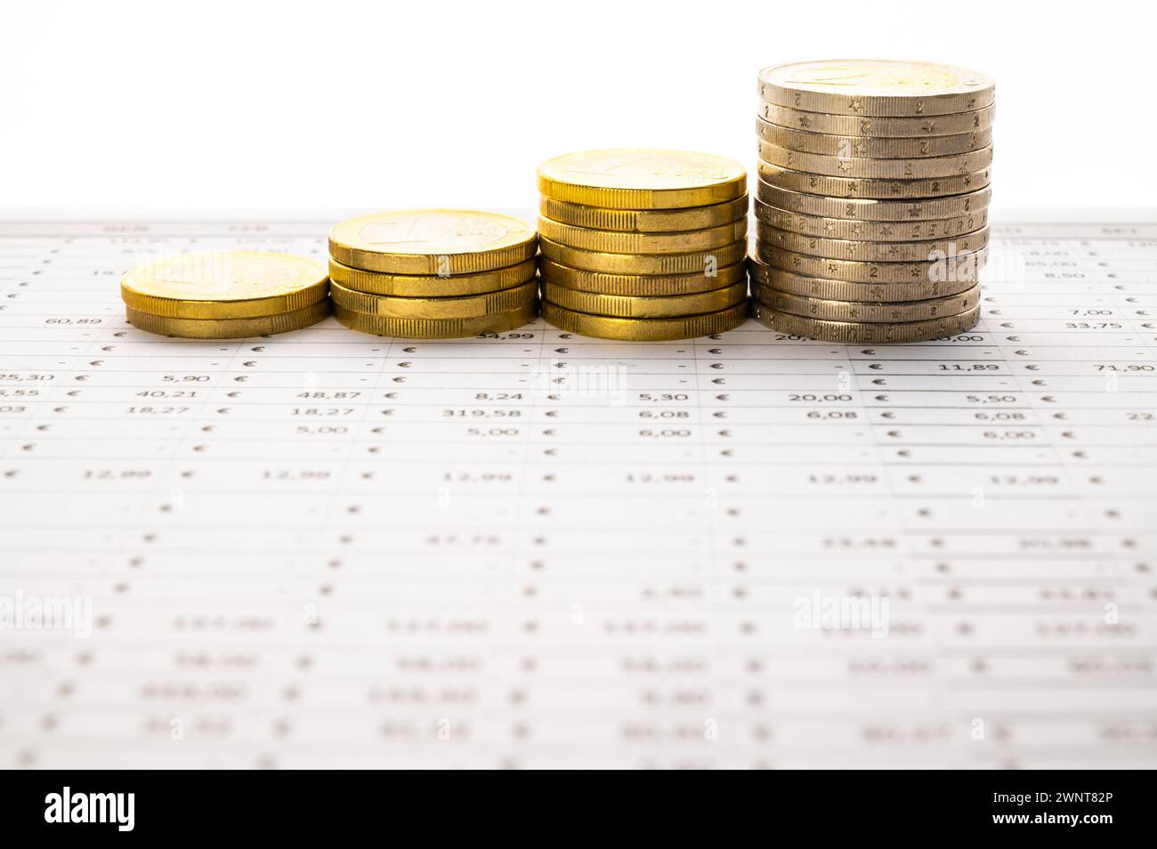 Decrease expenses hi-res stock photography and images - Alamy