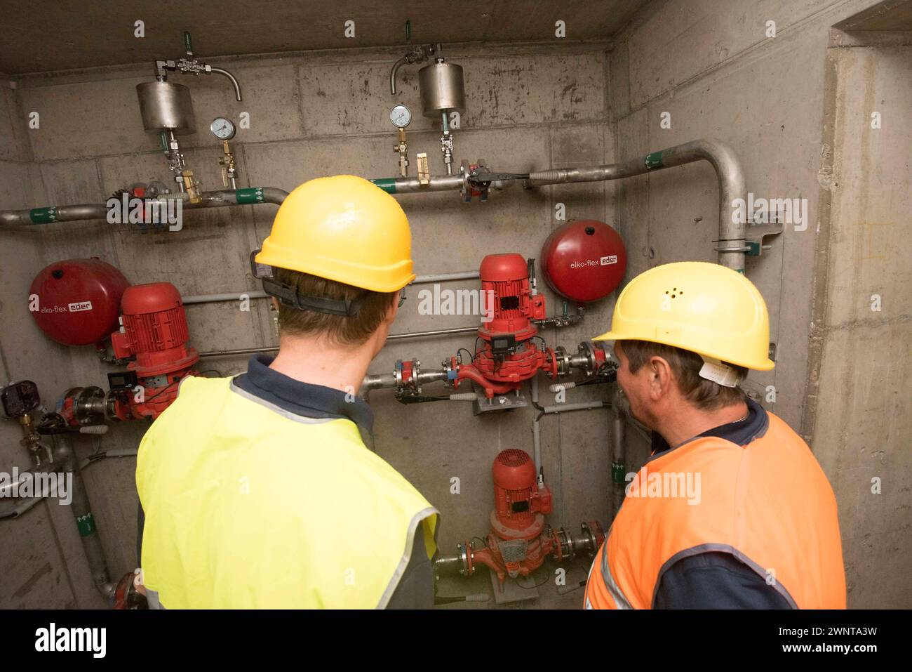 Heizungstechnikers hi-res stock photography and images - Alamy