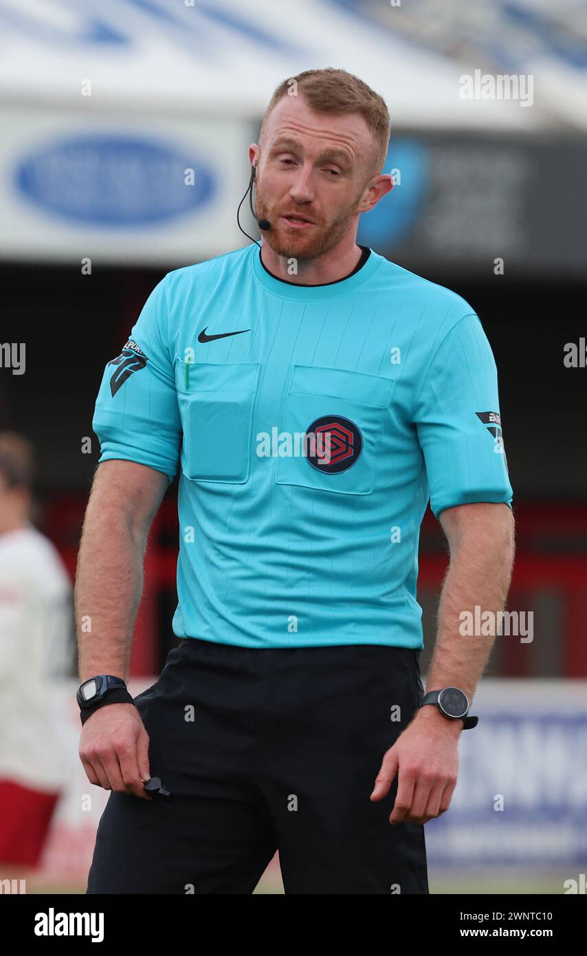 DAGENHAM, ENGLAND - MARCH 03: Referee Stephen Parkinson in action ...