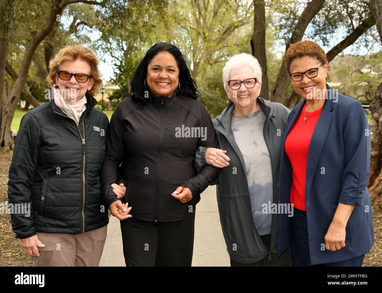 Los Angeles, Ca. 3rd Mar, 2024. Heather Hutt, Mayor Karen Bass at the ...