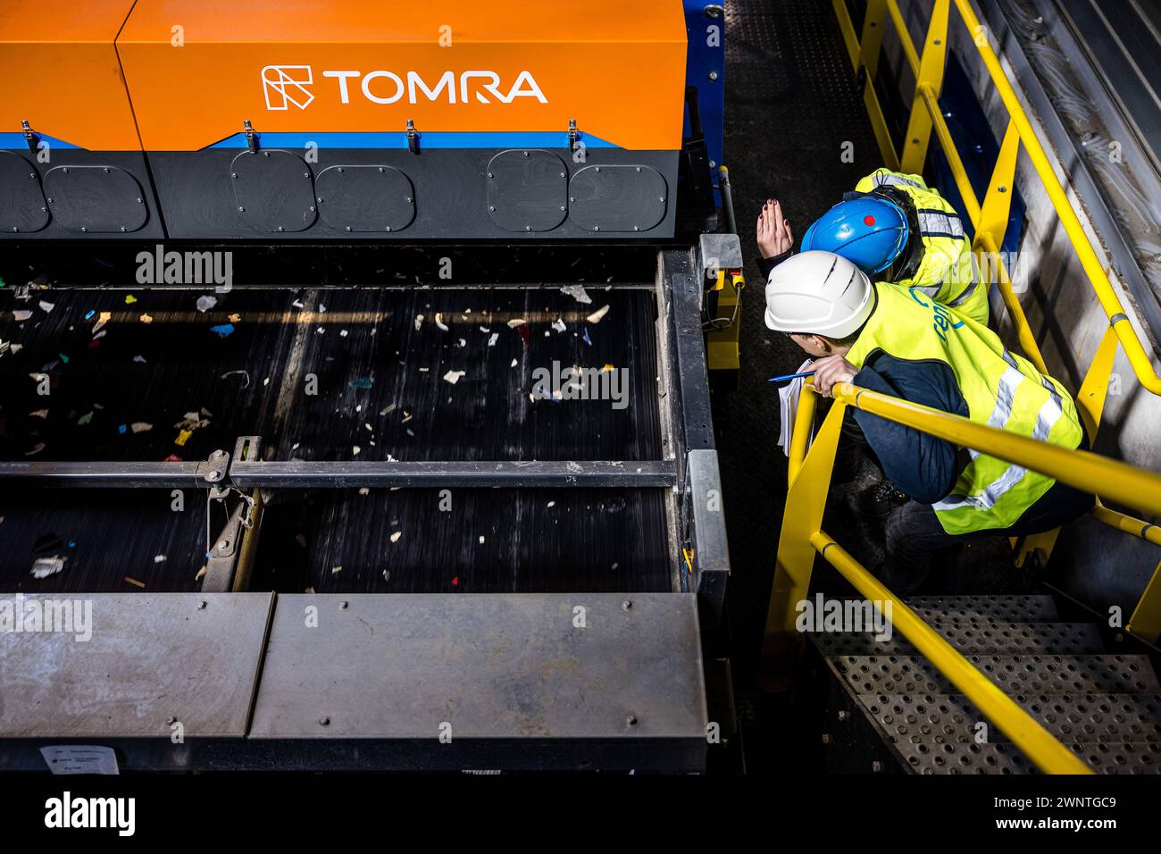 EINDHOVEN - The opening of the new plastic sorting installation of ...