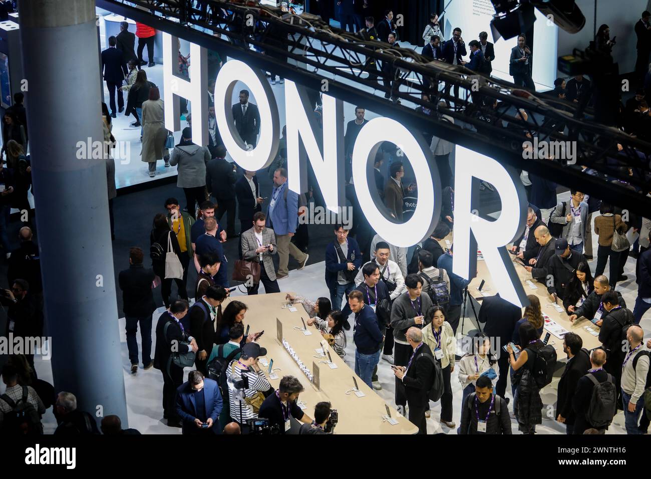 Barcelona, Spain. 26th Feb, 2024. Honor booth at MWC Barcelona 2024 ...