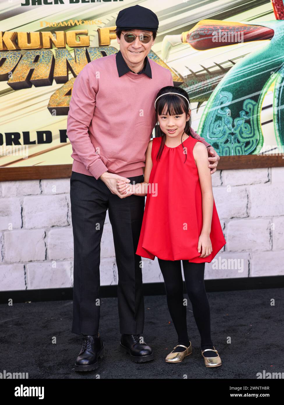 LOS ANGELES, CALIFORNIA, USA - MARCH 03: Ke Huy Quan arrives at the ...