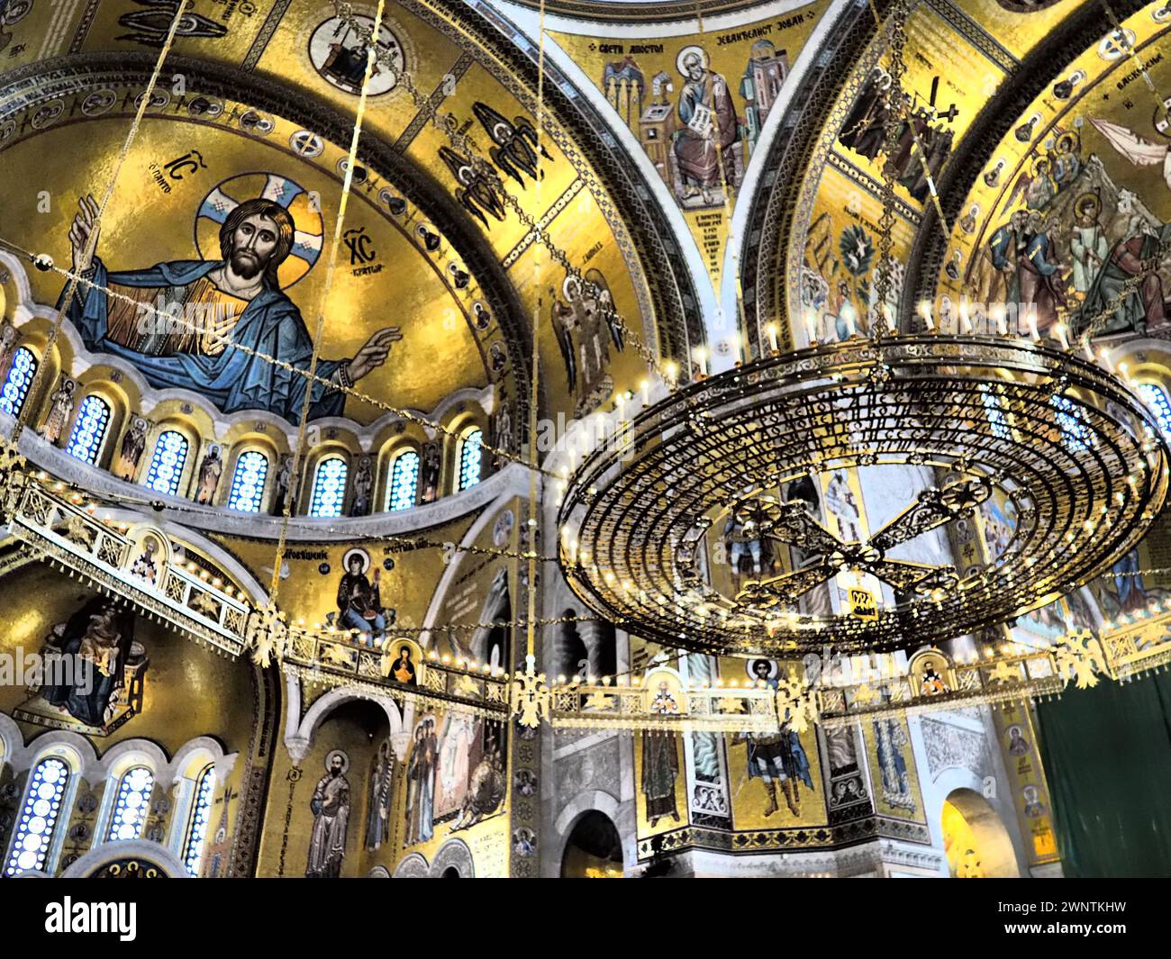 Orthodox curved domes hi-res stock photography and images - Alamy