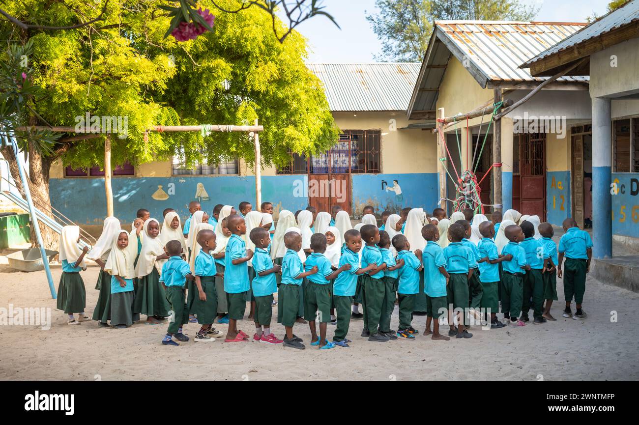 Boys in skirts hi-res stock photography and images - Alamy