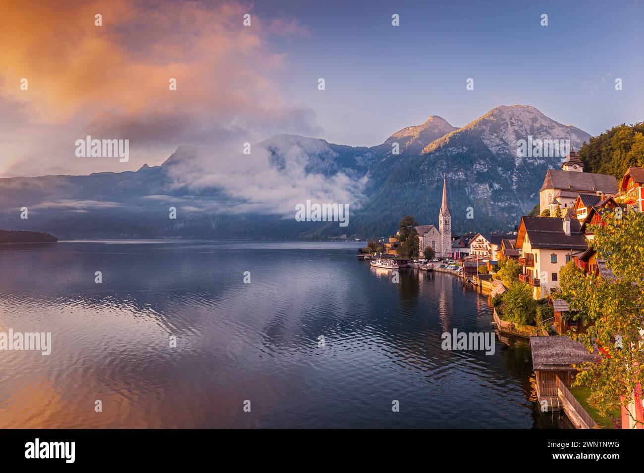 Autrian landscapes hi-res stock photography and images - Alamy