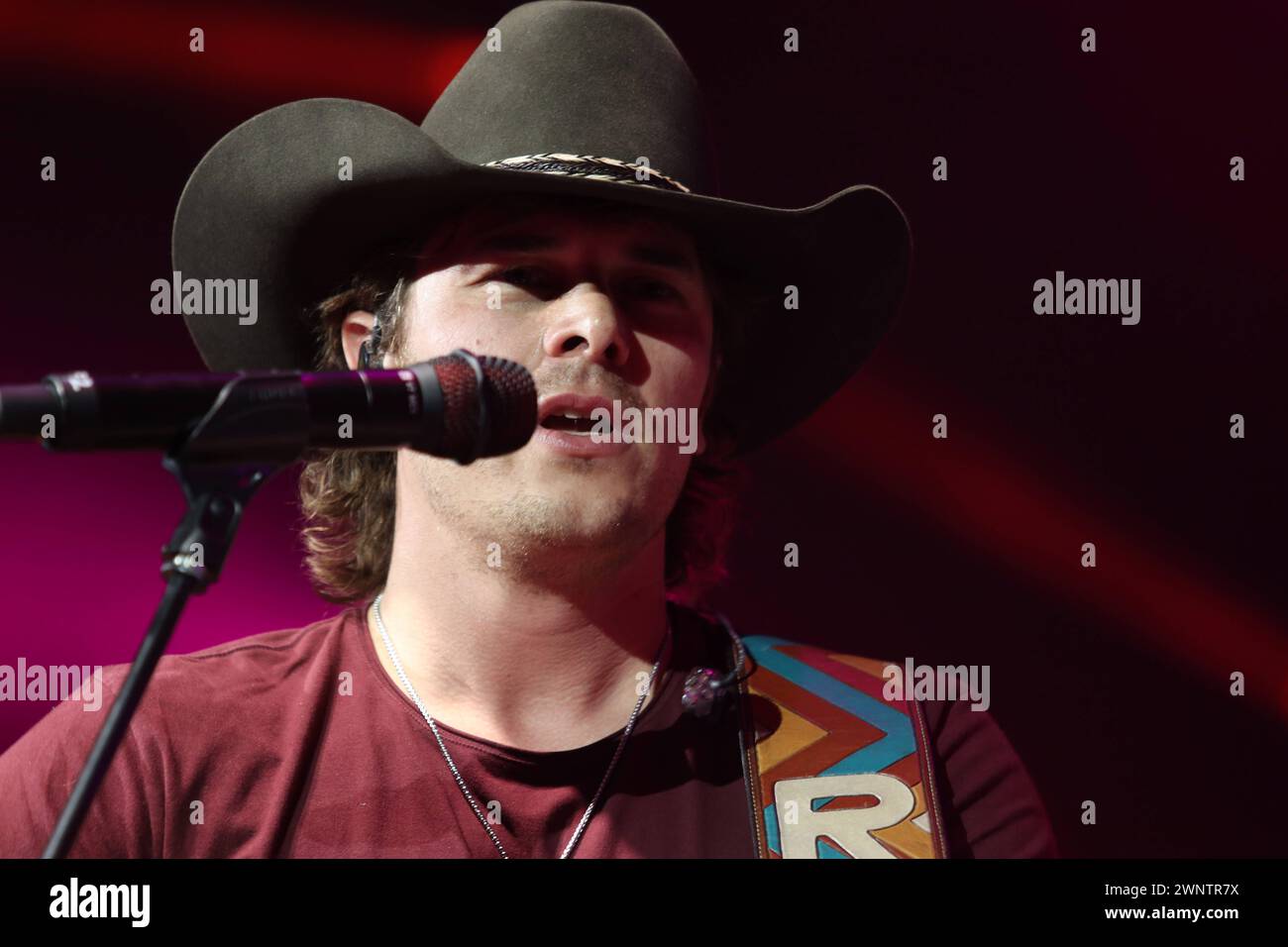 Countrysänger Randall King beim C2C 2024 in Berlin Auftritt beim ...