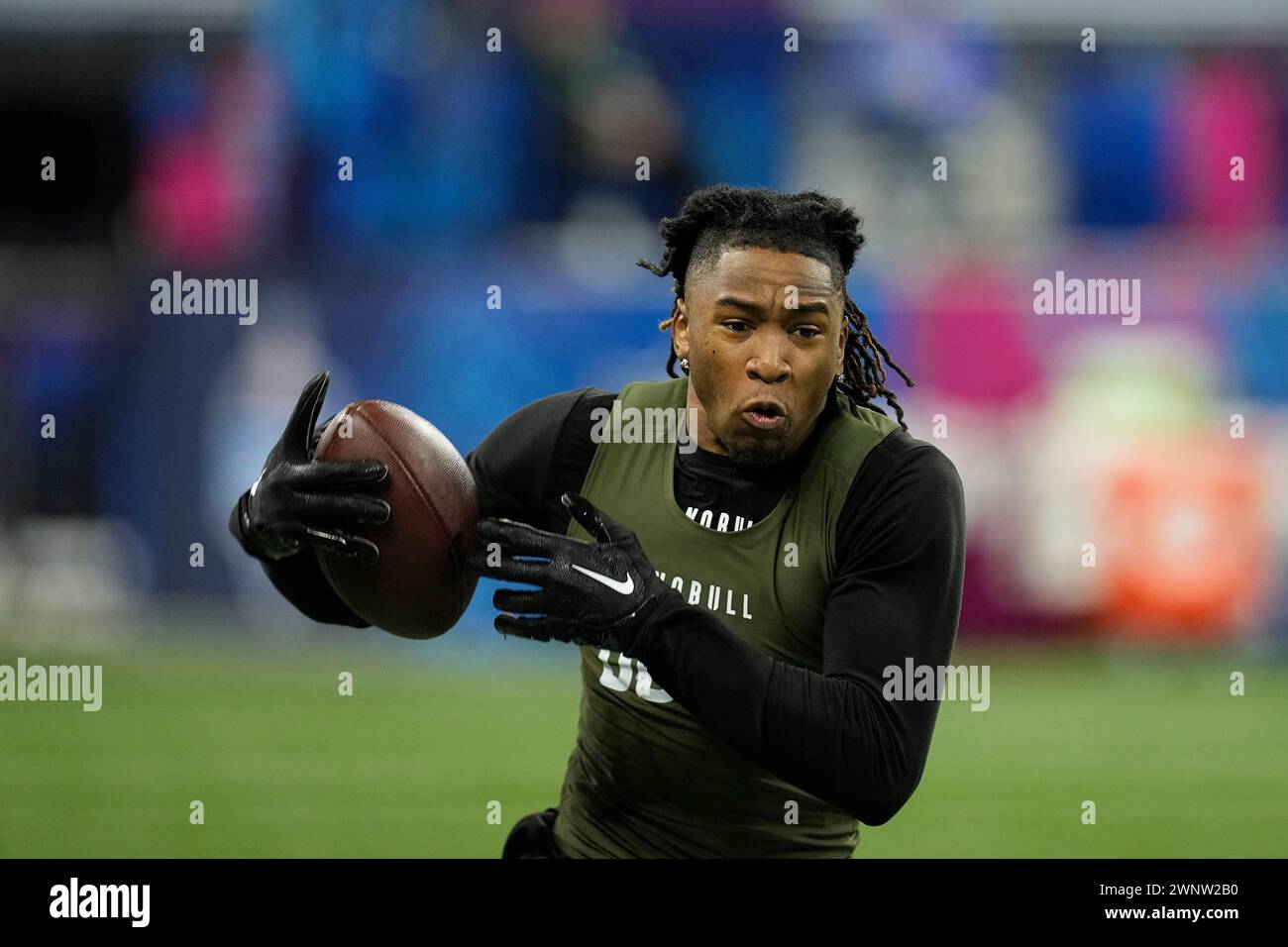 Auburn defensive back Jaylin Simpson runs a drill at the NFL football ...