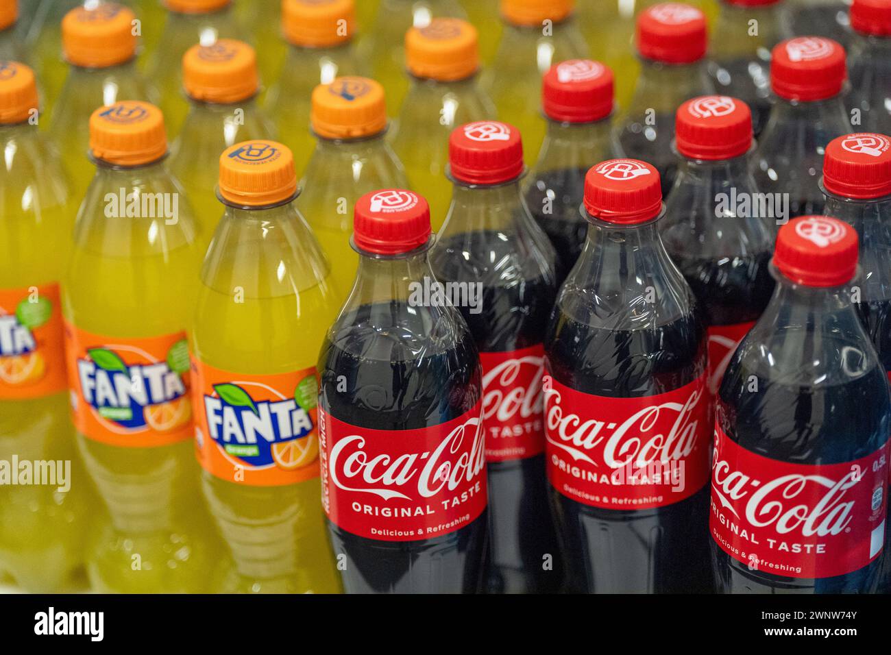 Fanta logo image hi-res stock photography and images - Alamy