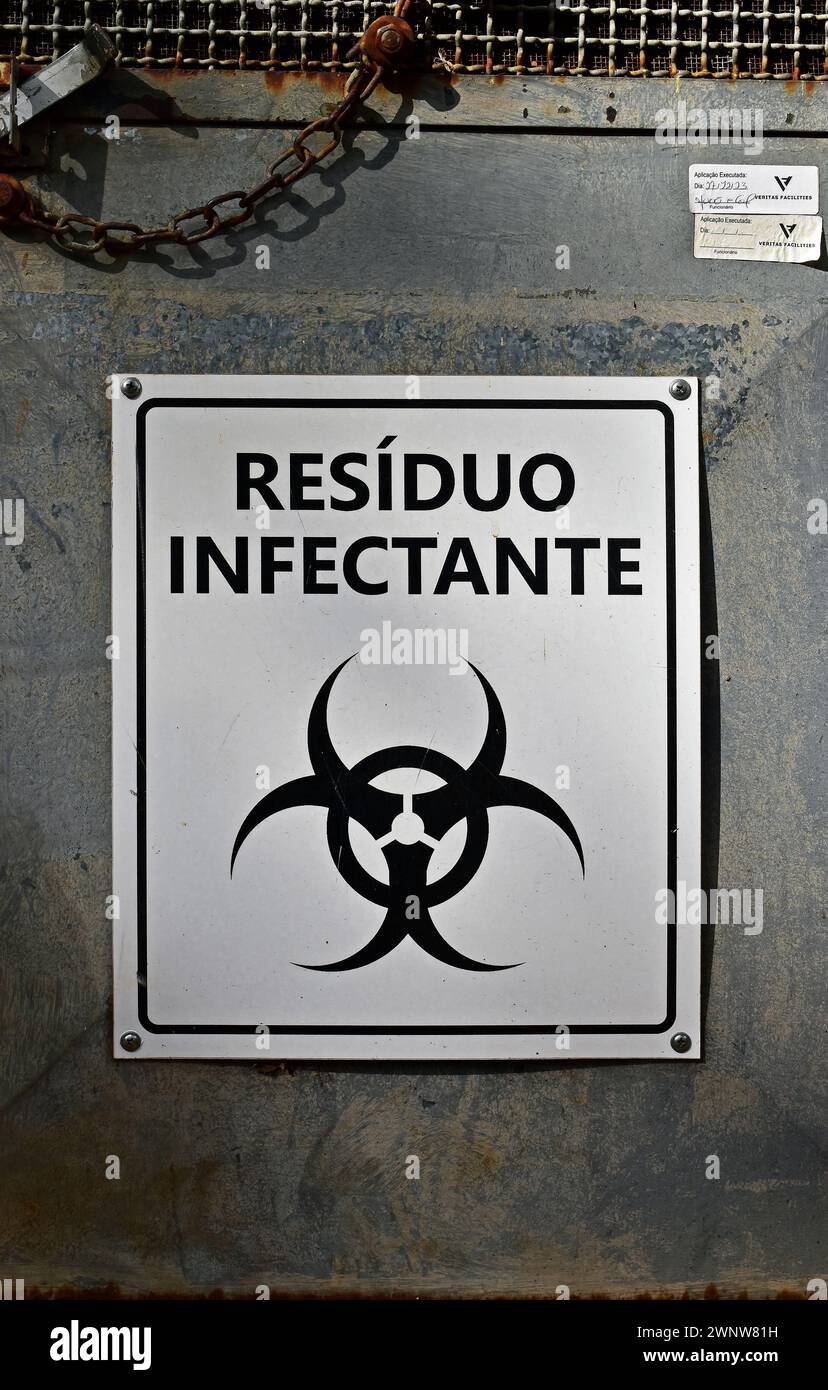 Warning sign in portuguese informing "Infectious residue", Ribeirao ...