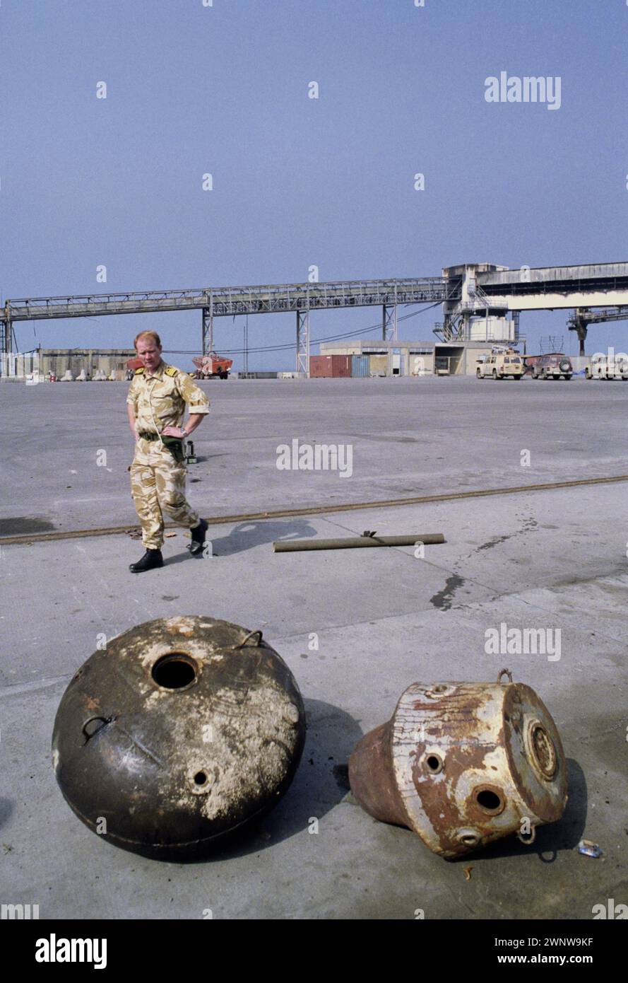 First Gulf War: 20th March 1991 On the dockside in the port of Shuwaiba ...