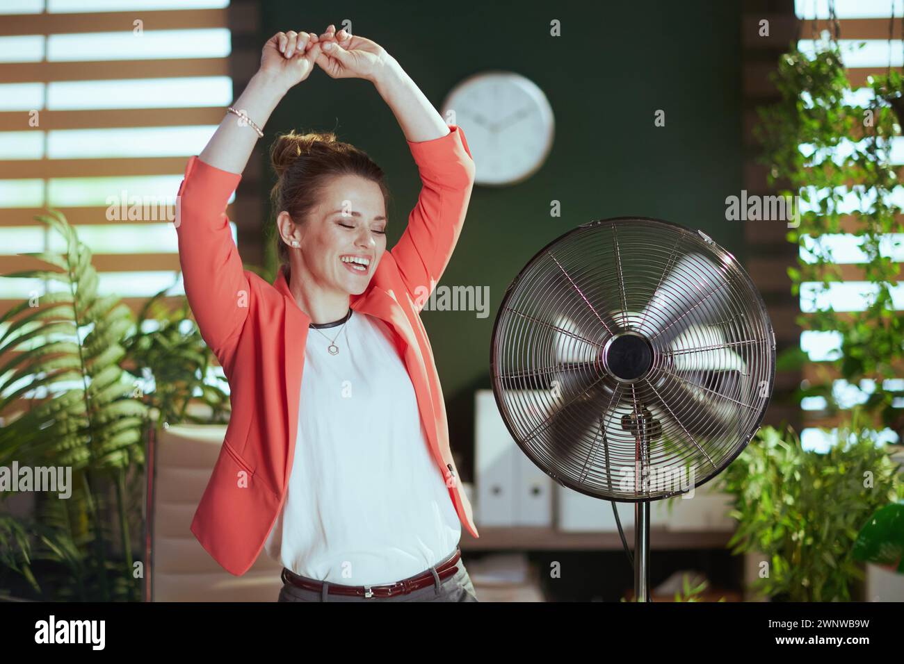 Workplace dance hi-res stock photography and images - Alamy