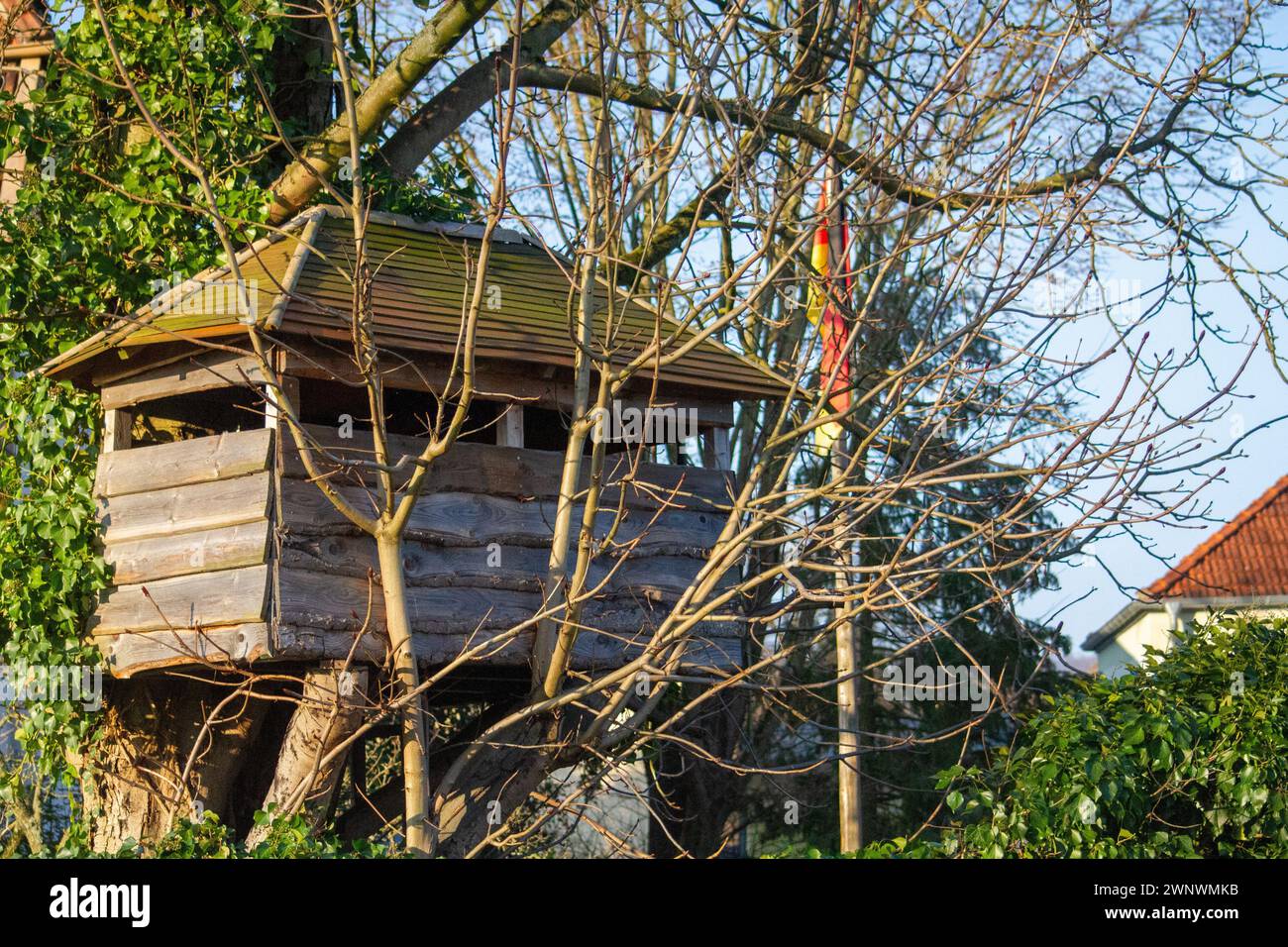 tree house in the mountains, a children's treehouse Stock Photo - Alamy