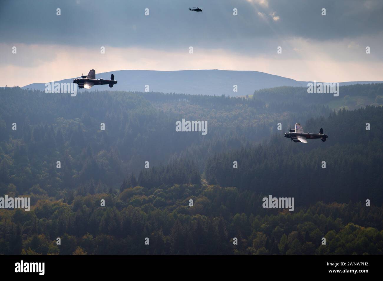 21/09/14 World's only airworthy Lancasters; Canadian 'Thumper' and ...