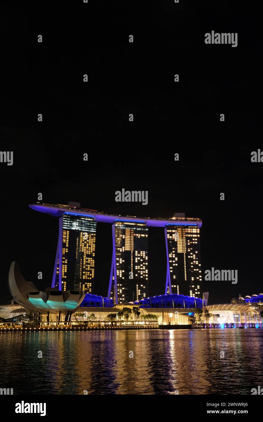 Bayfront avenue singapore hi-res stock photography and images - Alamy