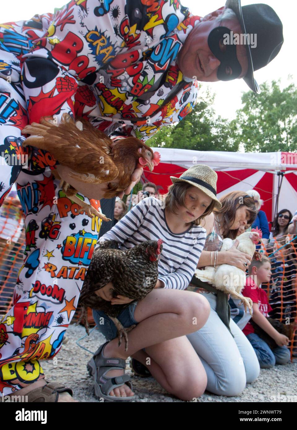 06/08/16 ***WITH VIDEO*** Crowds cheer on hens as they compete at the ...