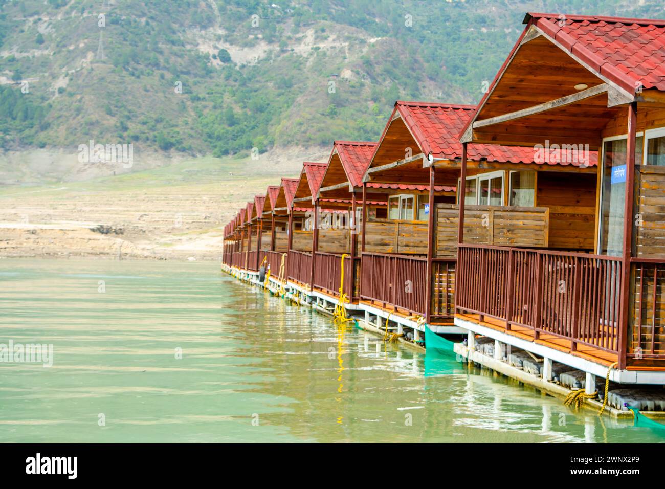Floating Huts on tehri lake, Floating resort on tehri lake, Uttarakhand ...