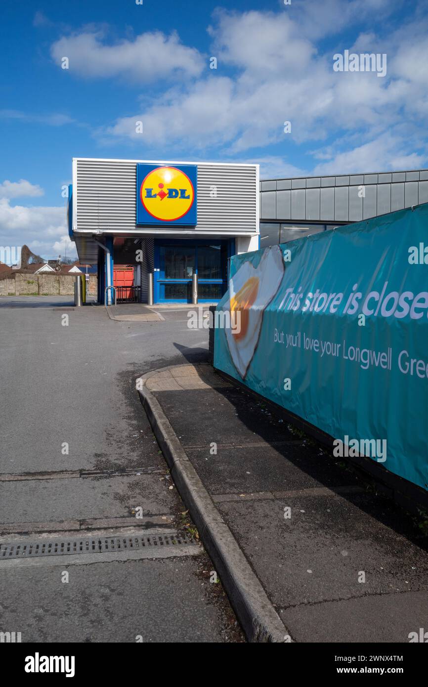 Closed Lidl, Hanham, Bristol, UK. Opened in 1998. Closed March 1st 2024 ...